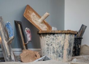 Usage Of The Right Equipment To Plaster A Wall Is Important For The ...